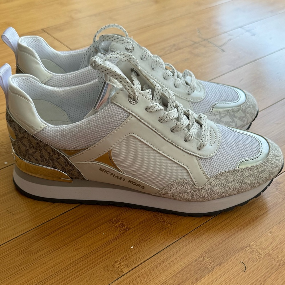 Brand New Mk Sneakers - Gem